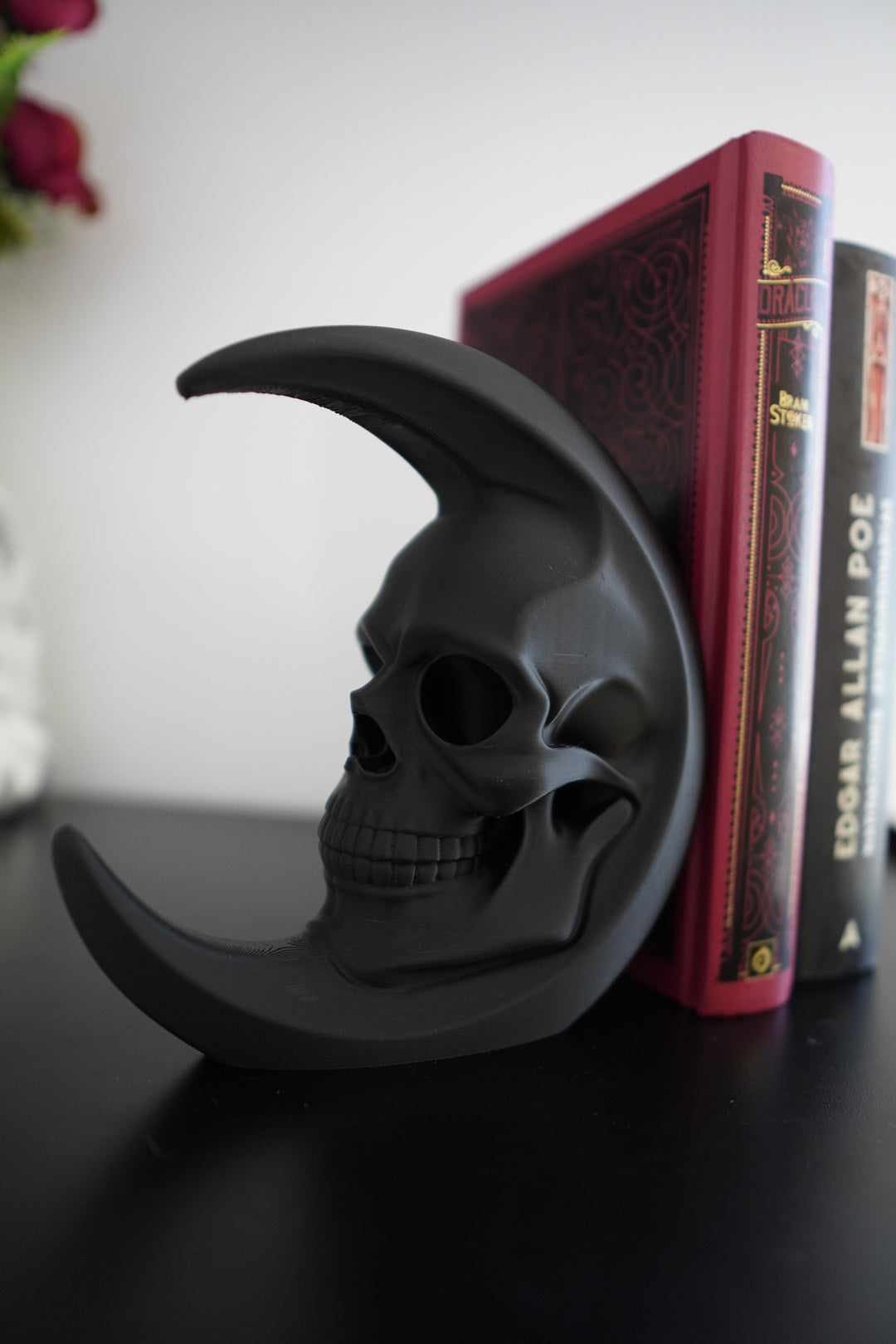Moon Skull Bookends – Dragons Treasures